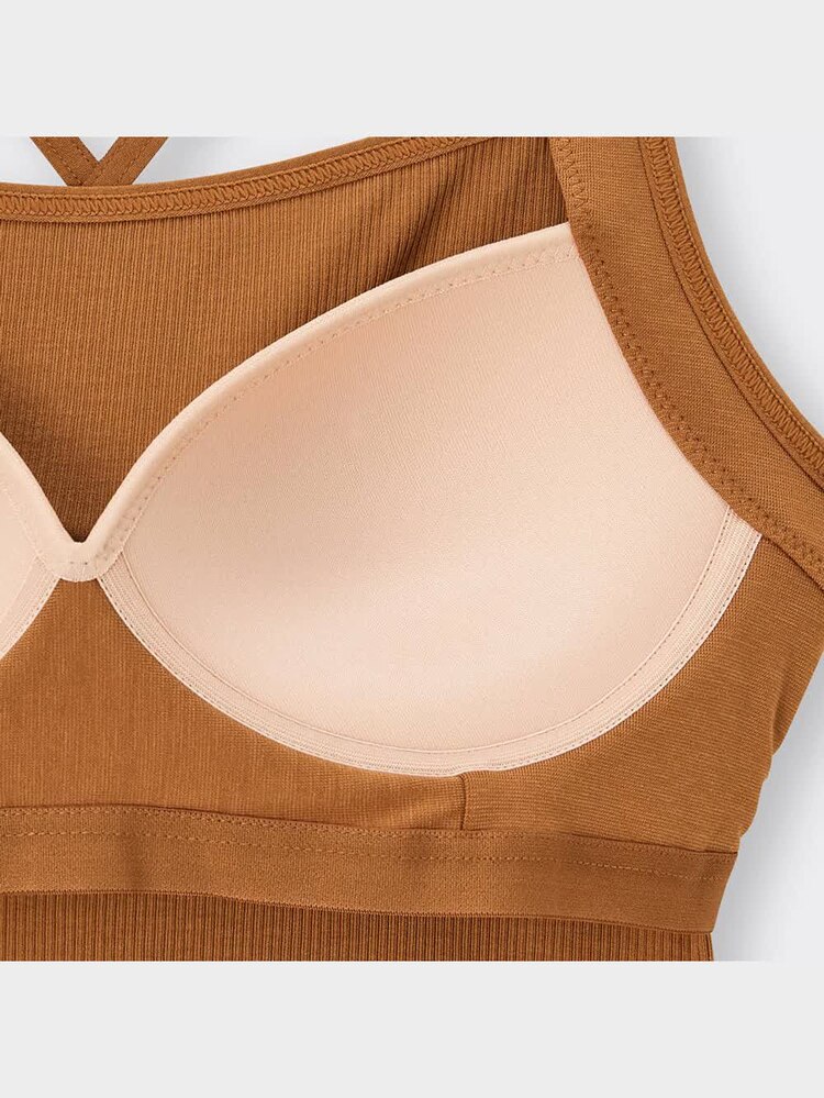 GU公式 | ブラフィール2WAYクロップドキャミソール