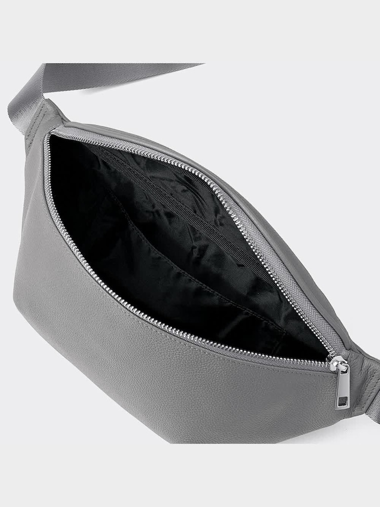 GU公式 | リアルレザーボディバッグ