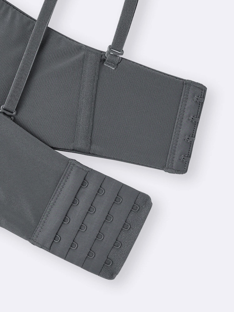 GU公式 | ストラップレスブラ+E(セットアップ可能)