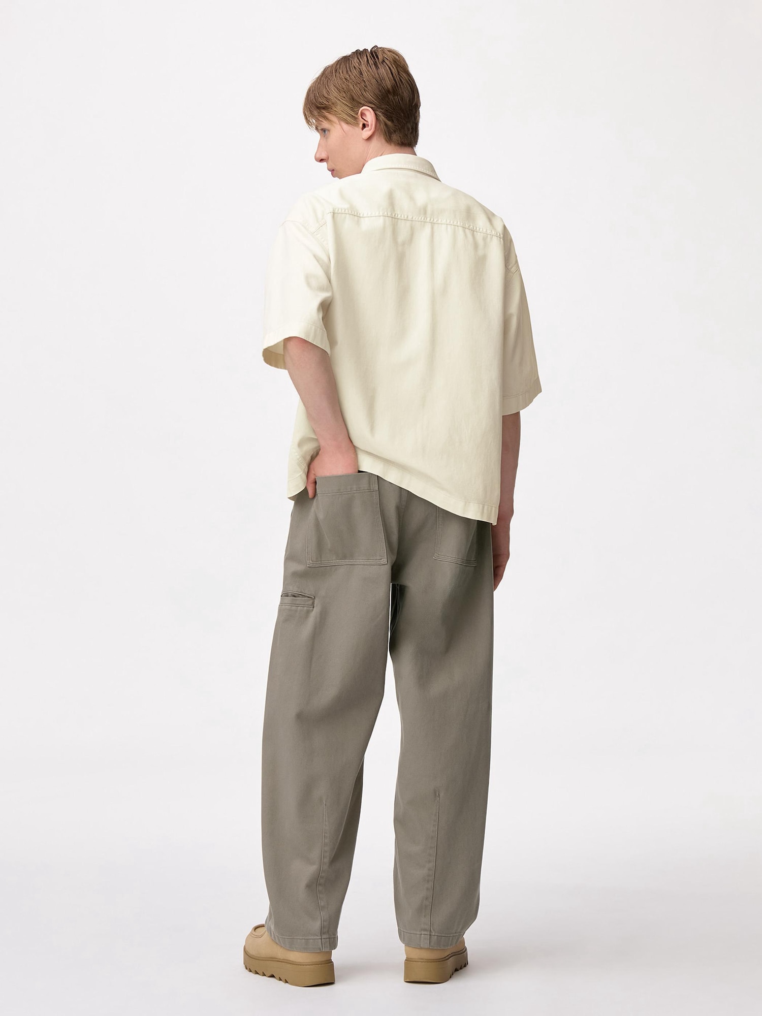 GU公式 | バレルレッグワークパンツ(丈標準70.5~74.5cm) GU公式 | バレルレッグワークパンツ(丈標準70.5~74.5cm)