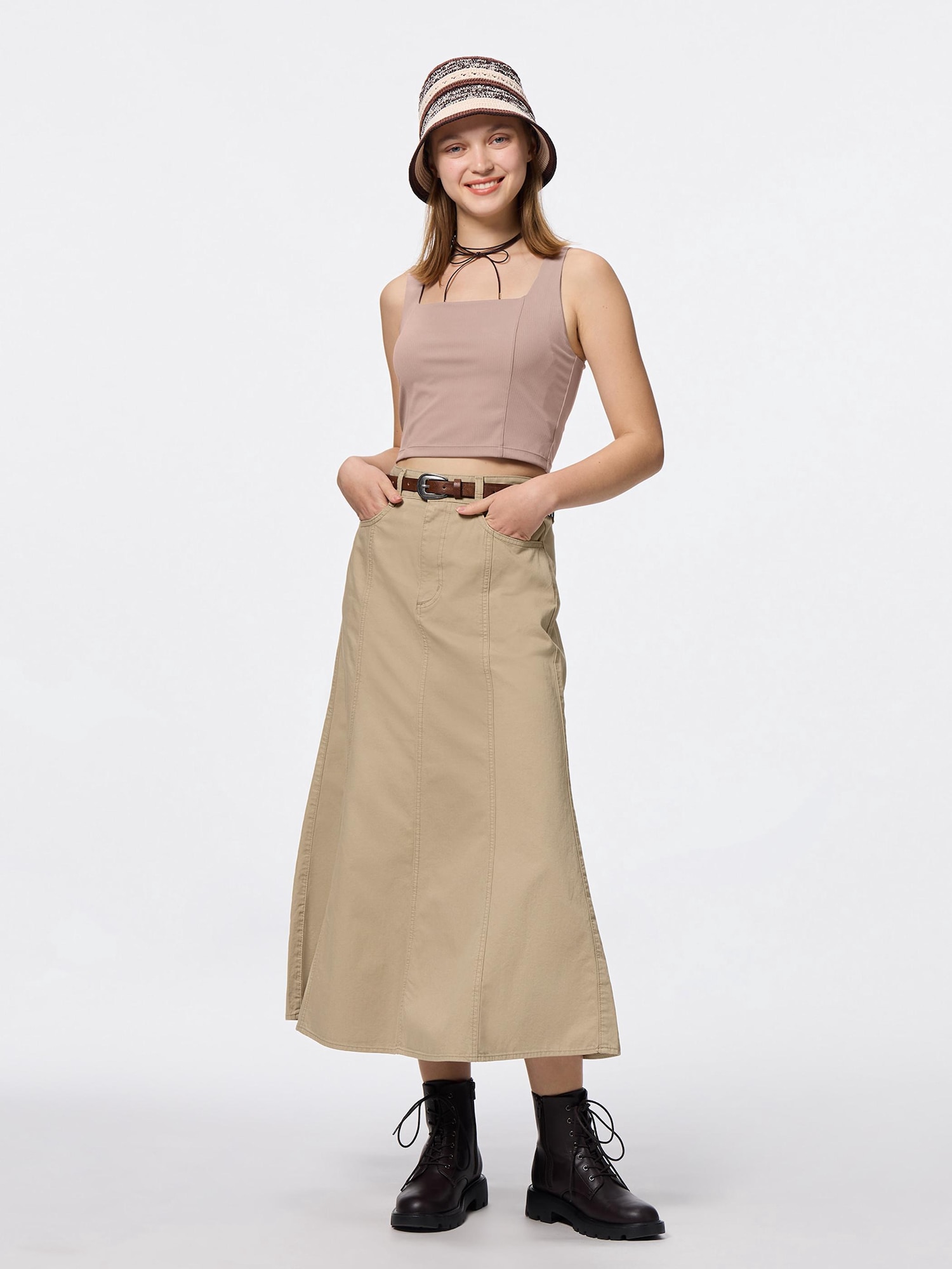 女裝 bra-feel短版方領坦克背心+X | UQ 搜尋