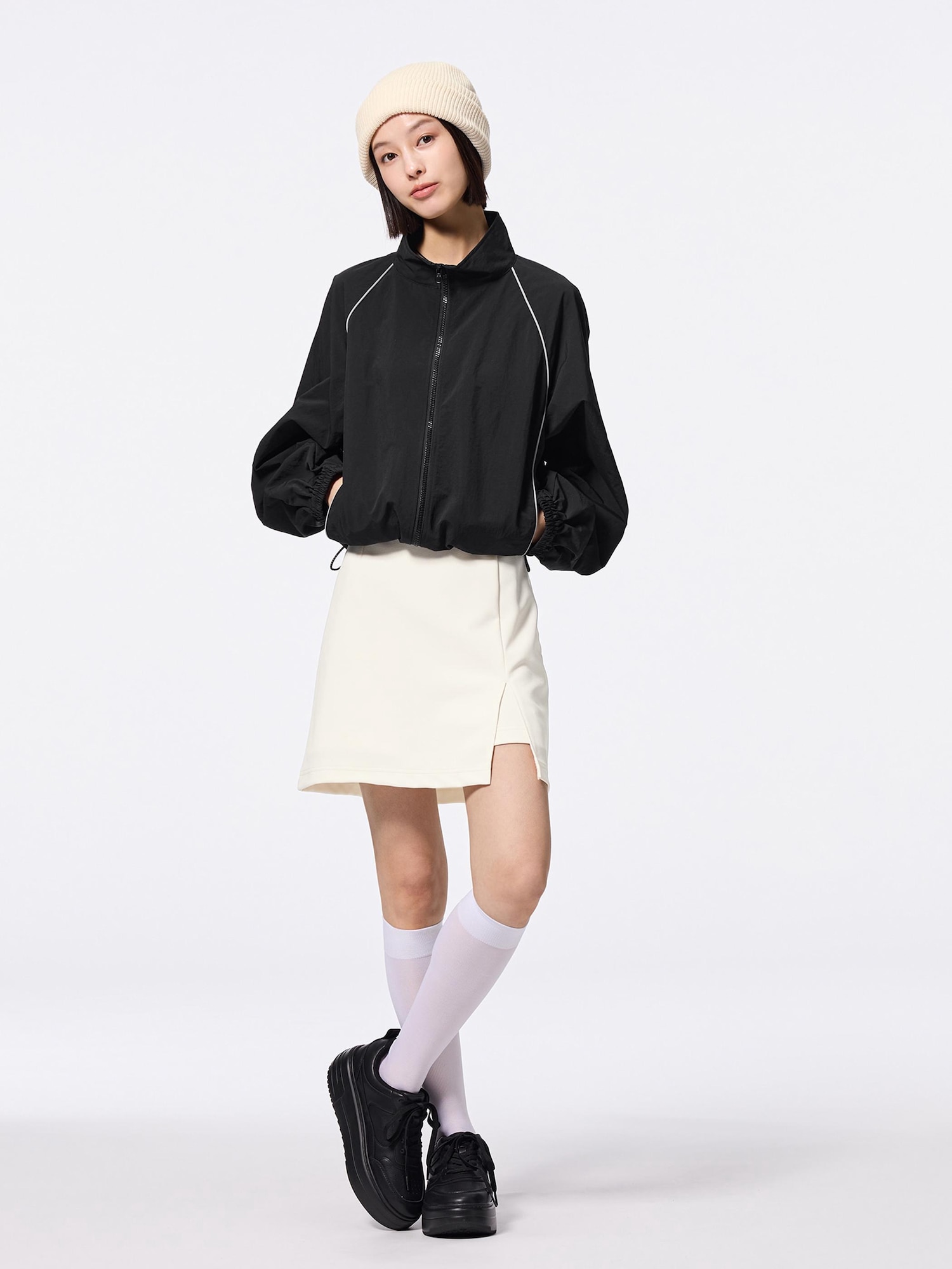 【画像】GUの新作「スリットスコート＋X」が可愛い。今夏はこのスコートが流行しそう [738130642]