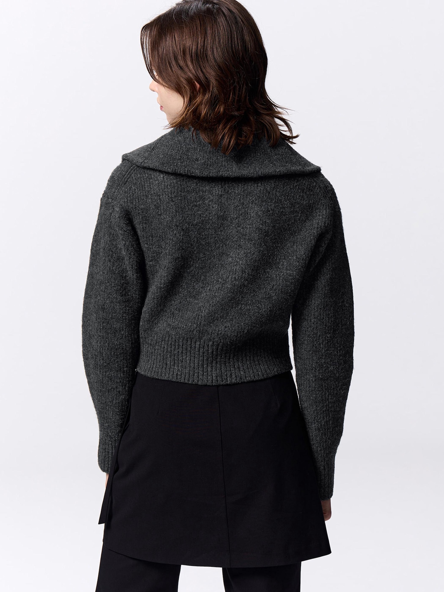 Puffy Touch Big Collar Sweater | GU US Puffy Touch Big Collar Sweater | GU US
