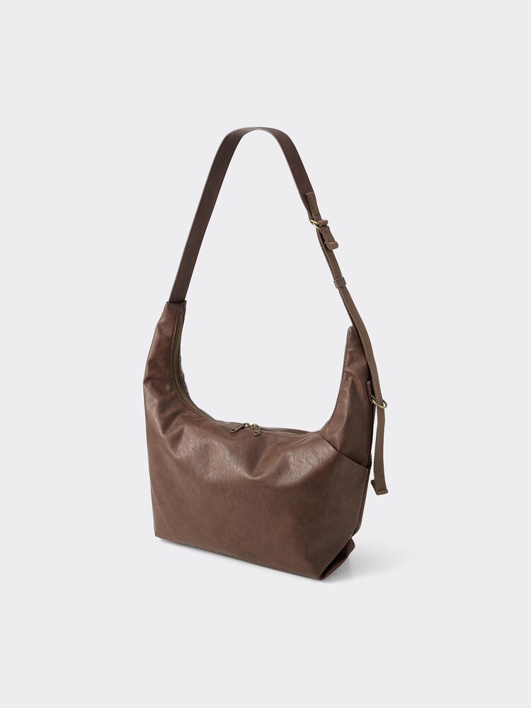 Vintage Effect Crossbody Bag | GU US