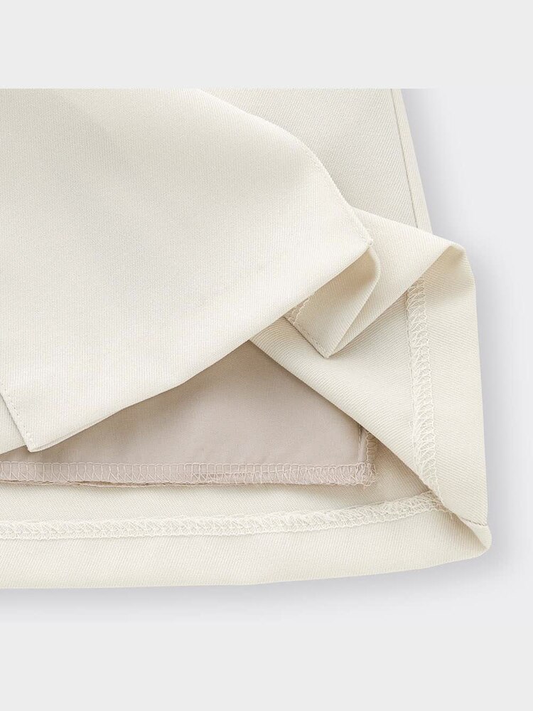 GU公式 | タックショートパンツ