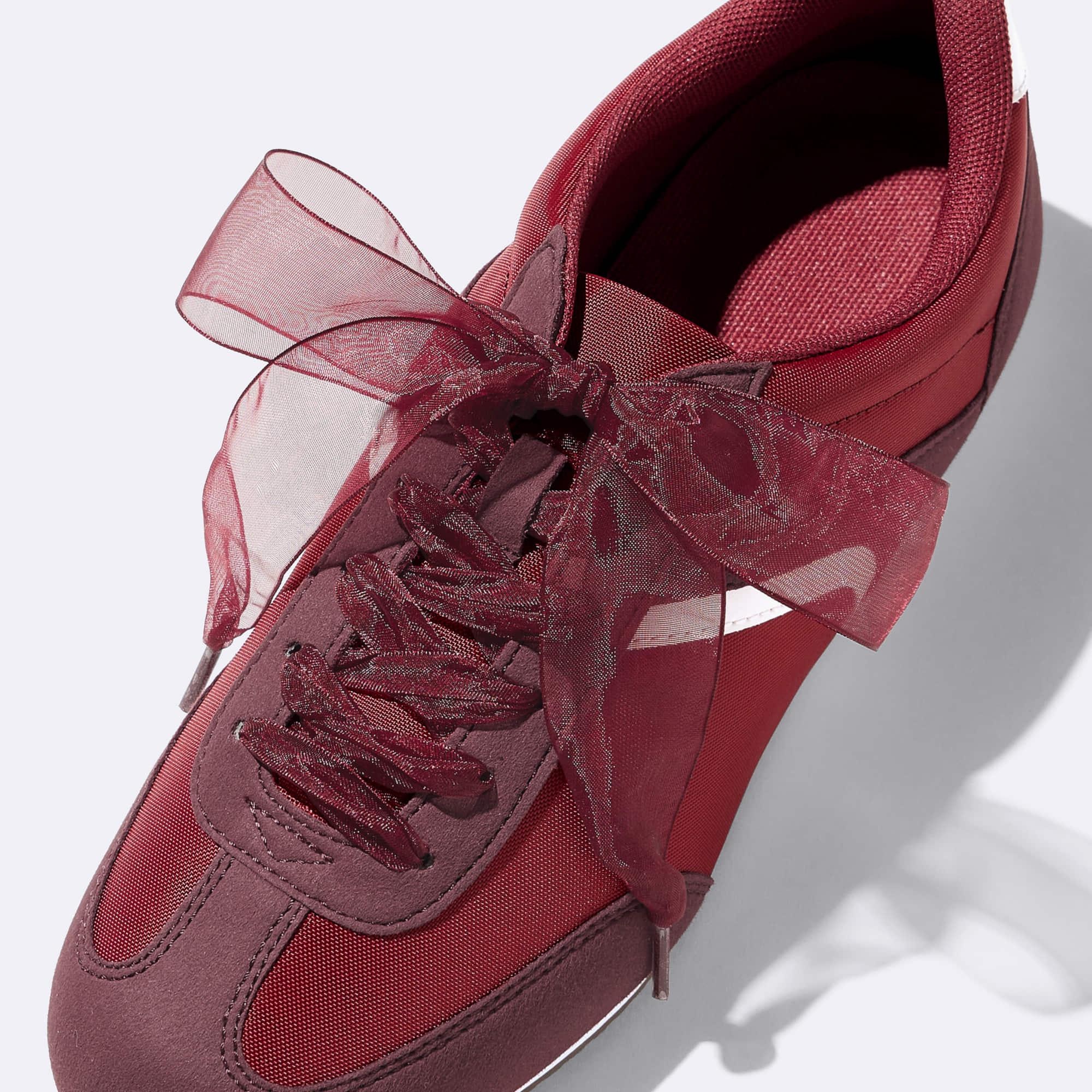 Ribbon Sneakers | GU US