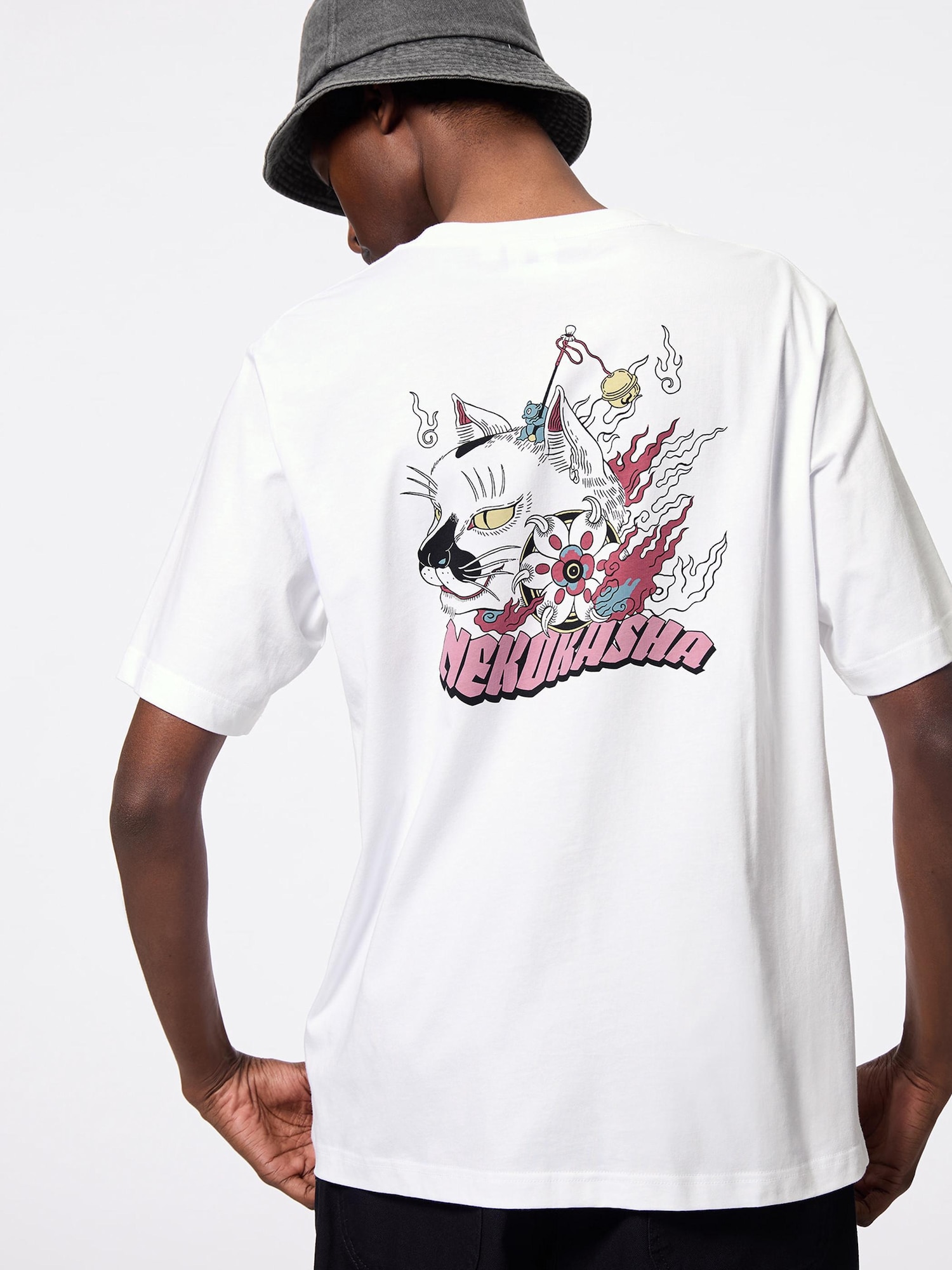 GU Graphic T-Shirt | OMIYAGE A.Ishiguro | StyleHint