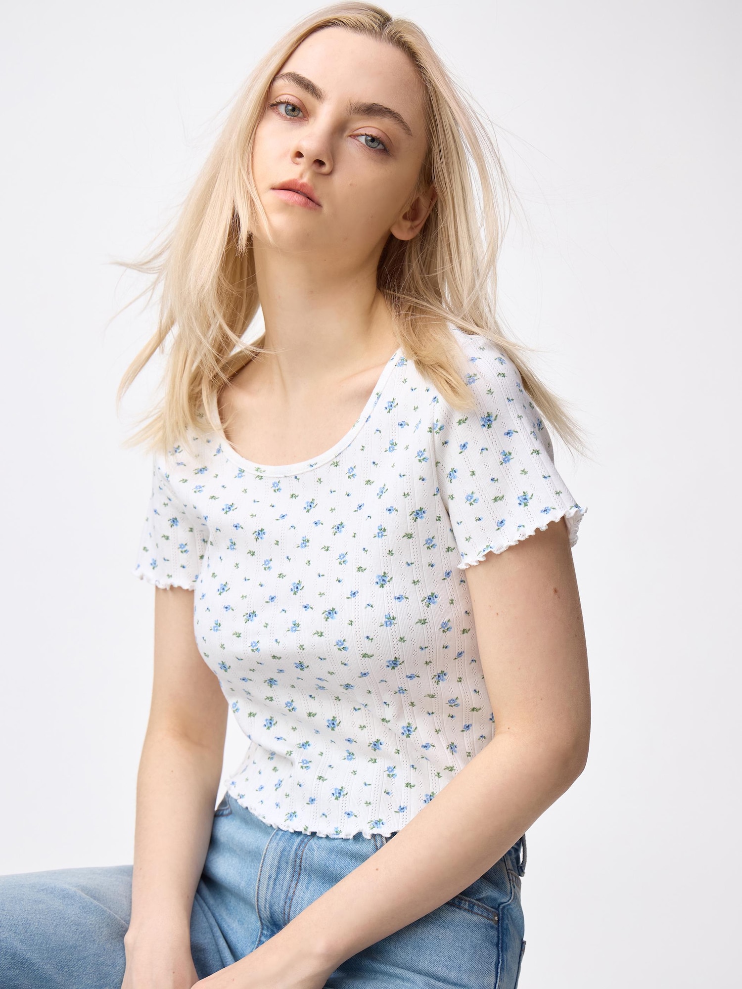 Pointelle Flower Printed T-Shirt | GU US