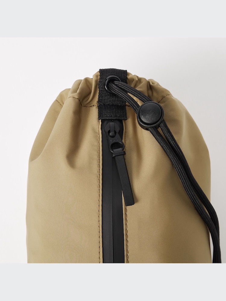 ユニクロ公式 | ミニドローストリングバッグ