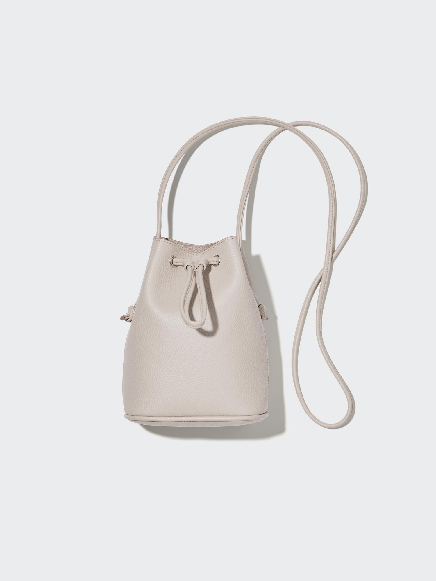 Women's FAUX LEATHER DRAWSTRING MINI SHOULDER BAG | UNIQLO CA