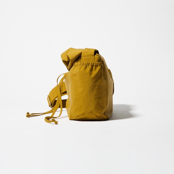 Drawstring Shoulder Bag | UNIQLO US