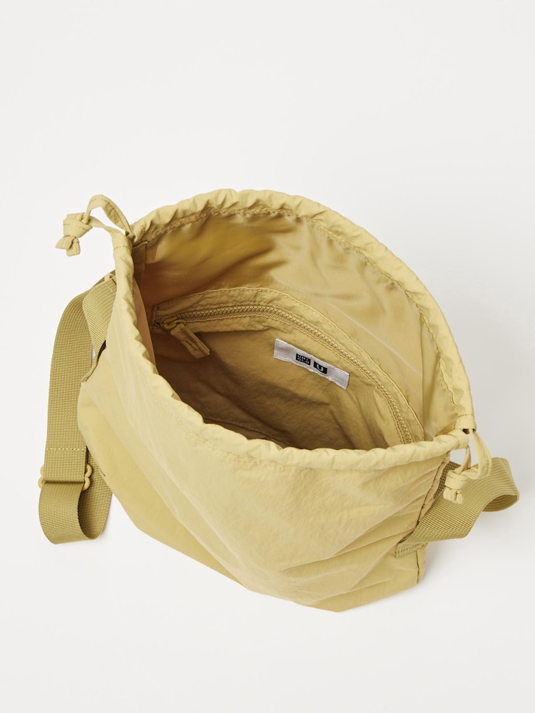 Drawstring Bag (Small) | UNIQLO US