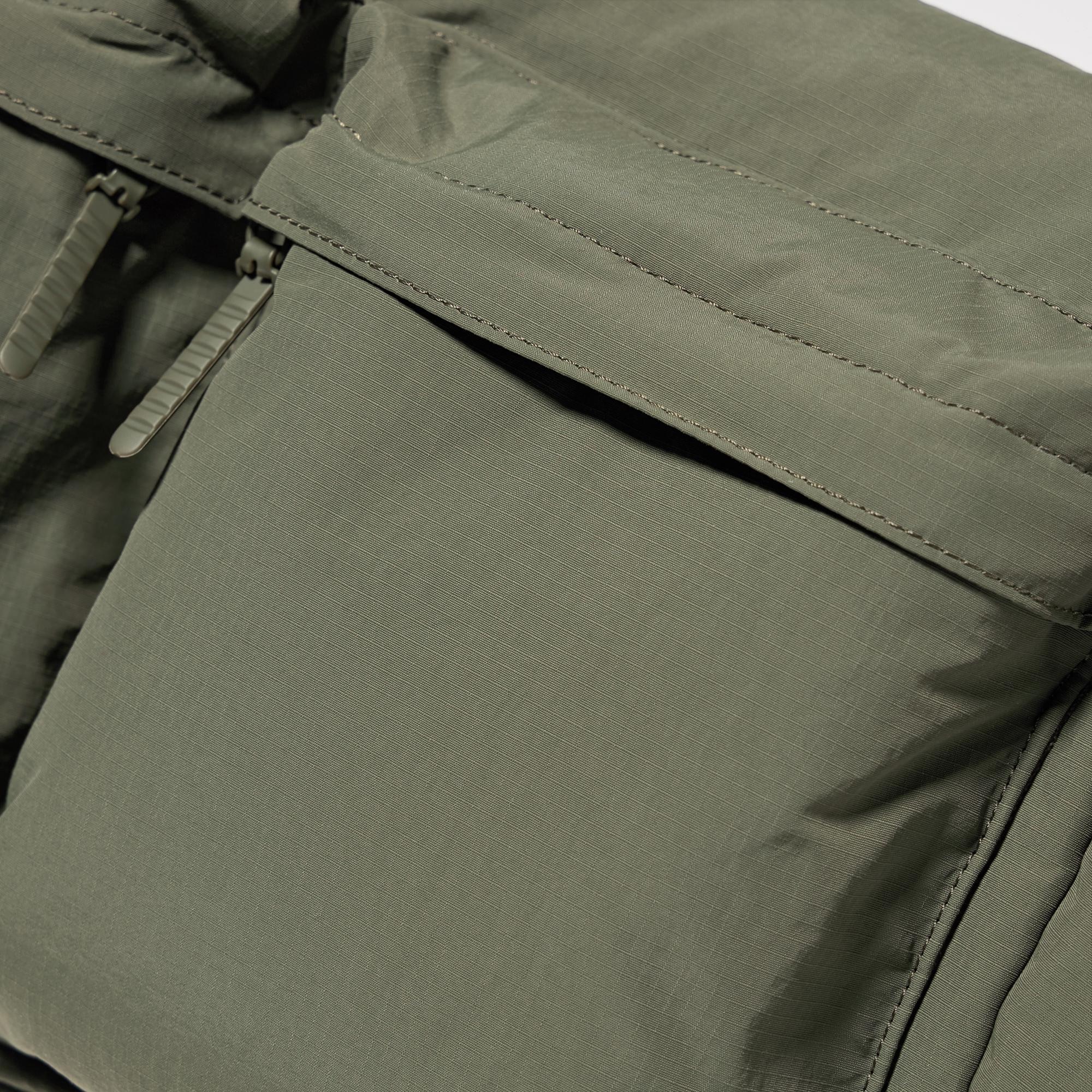 Unisex Multi Pocket Shoulder Bag | UNIQLO AU