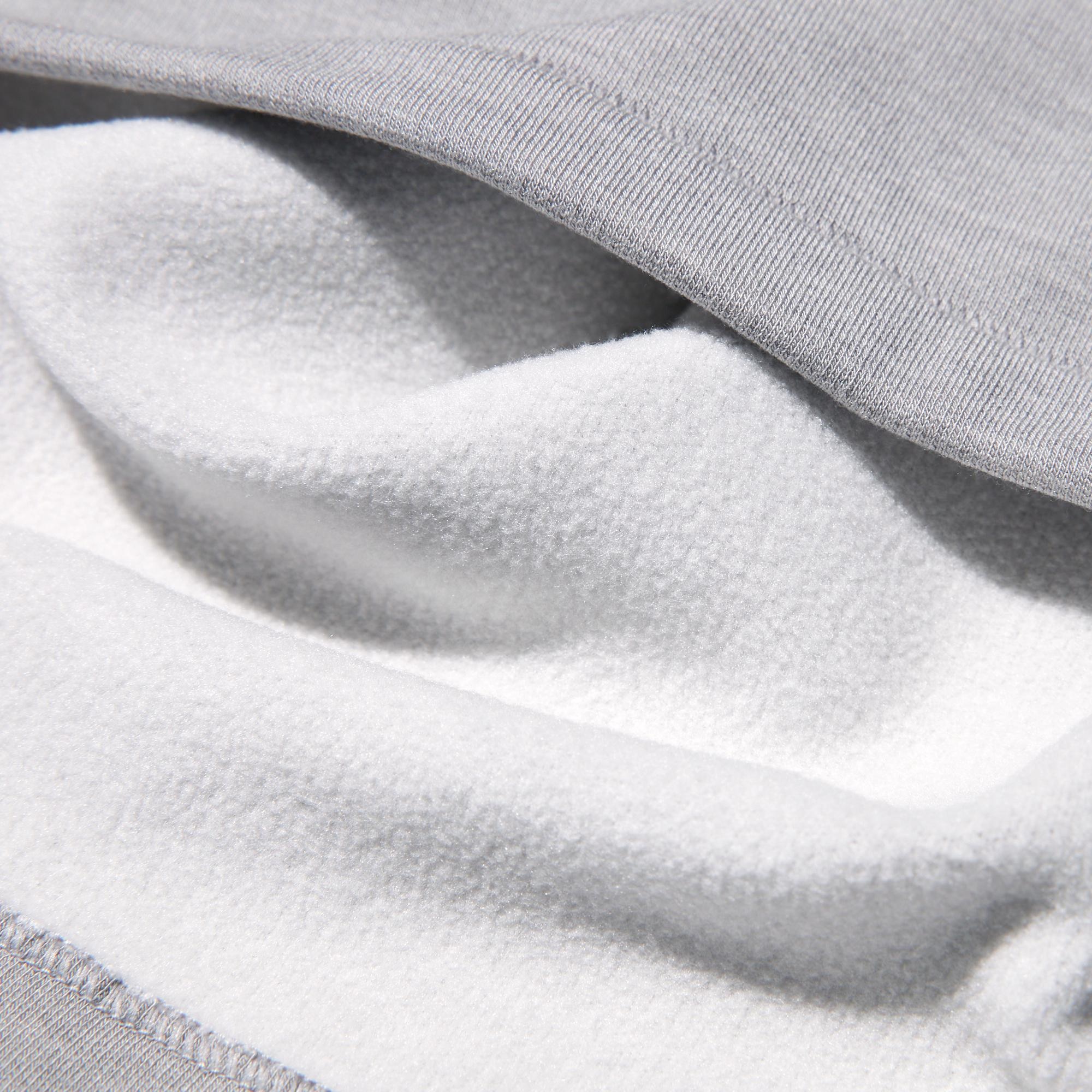 Women's HEATTECH ULTRA WARM CREW NECK T-SHIRT | UNIQLO CA