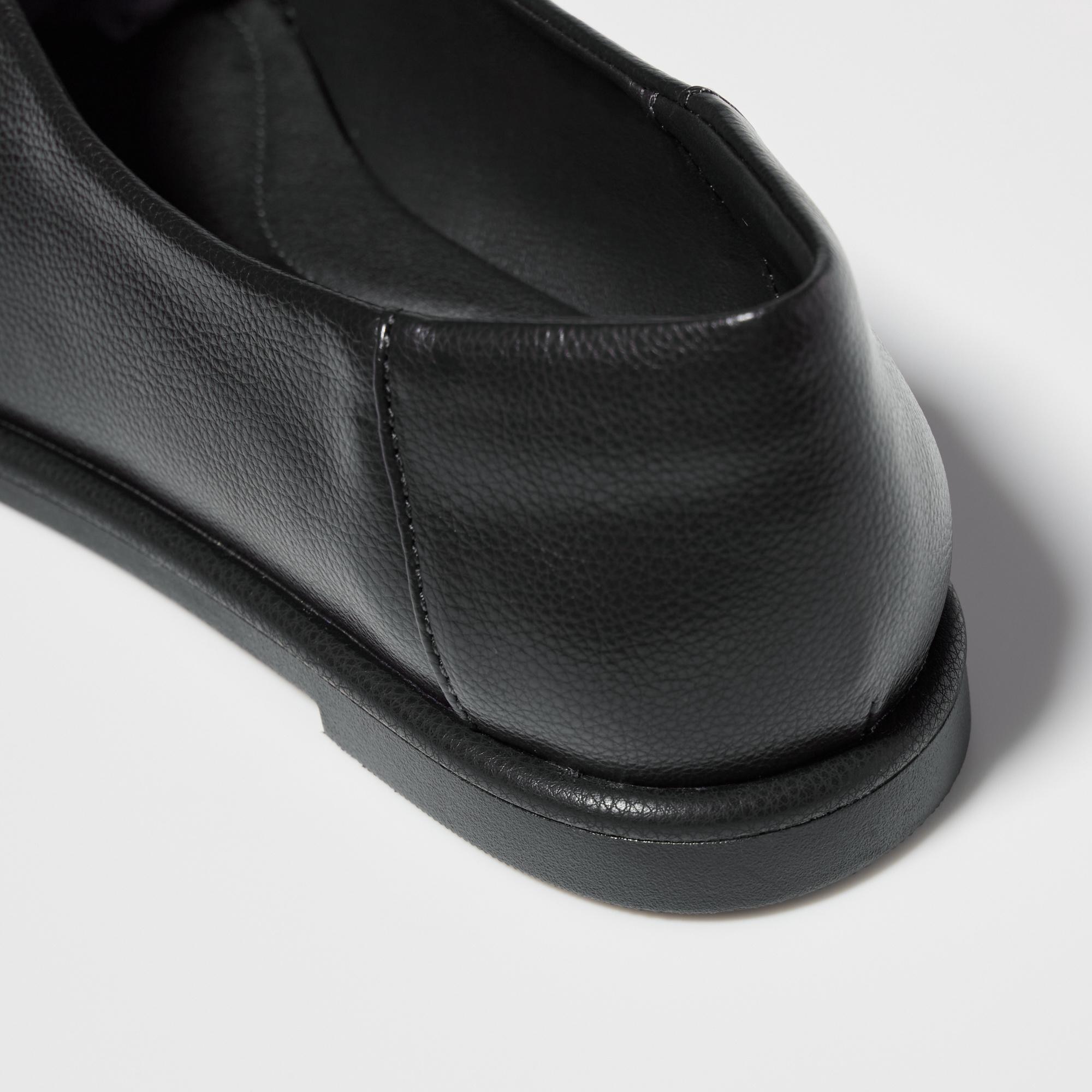 Women's SQUARE FLAT SHOES | UNIQLO CA