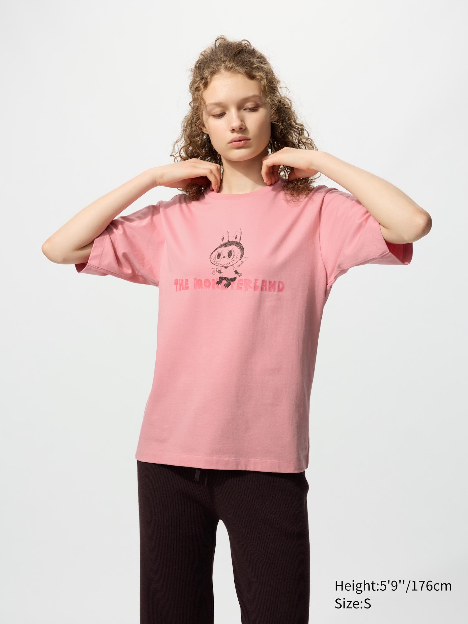 Women's POP MART UT Graphic T-Shirt | UNIQLO ES