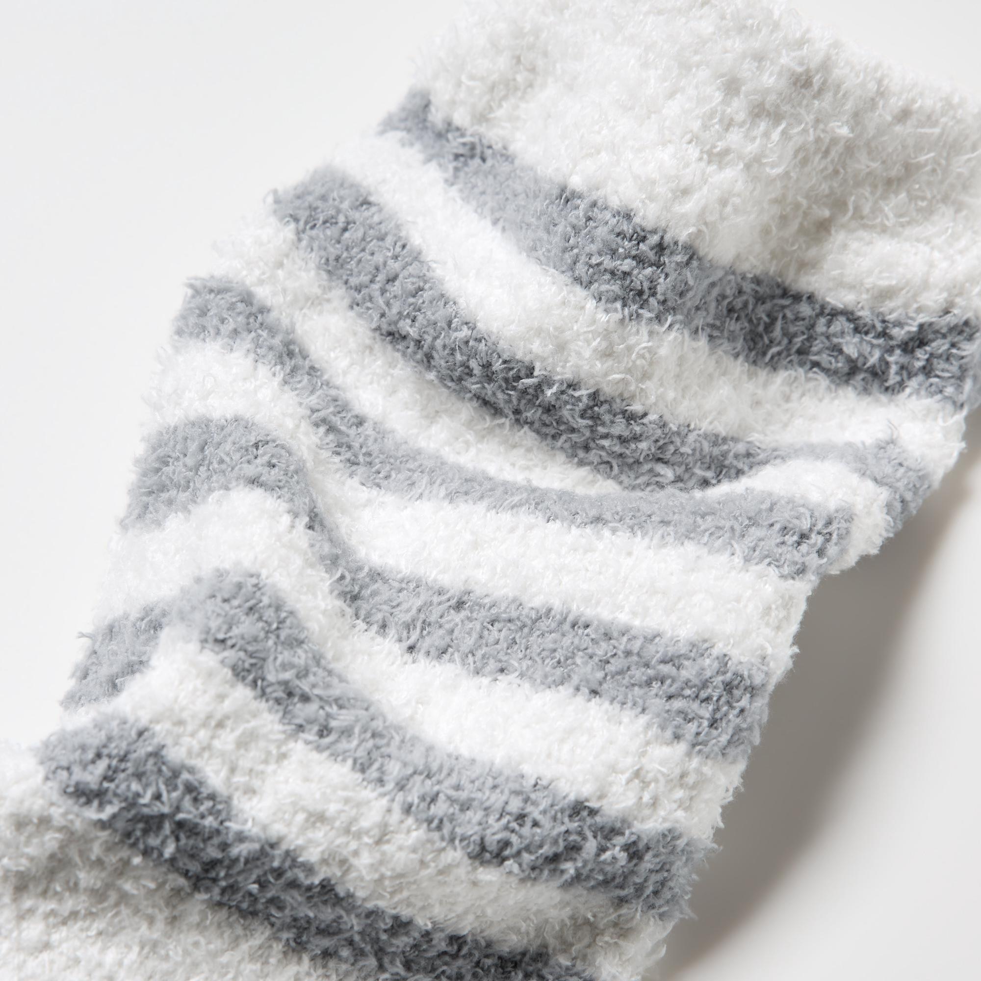 Women's HEATTECH Socks (Soft Fluffy) | UNIQLO AT