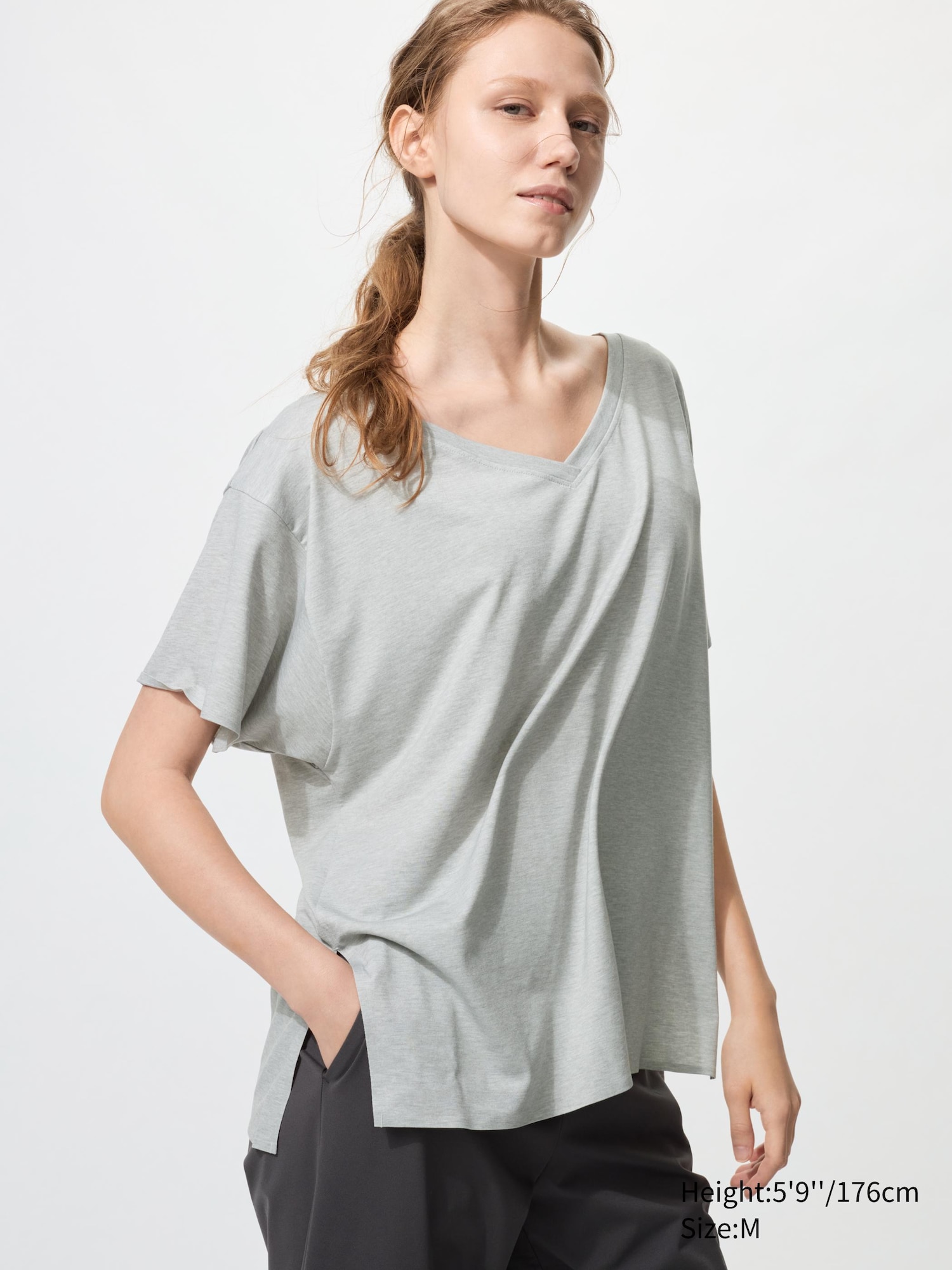 Women's AIRism Relaxed V Neck T-Shirt | UNIQLO IE