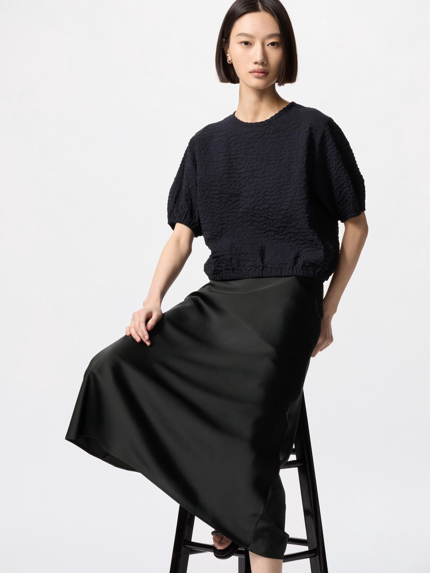 Women's Seersucker Volume Blouse Short Sleeve (Matching Set) | UNIQLO ID