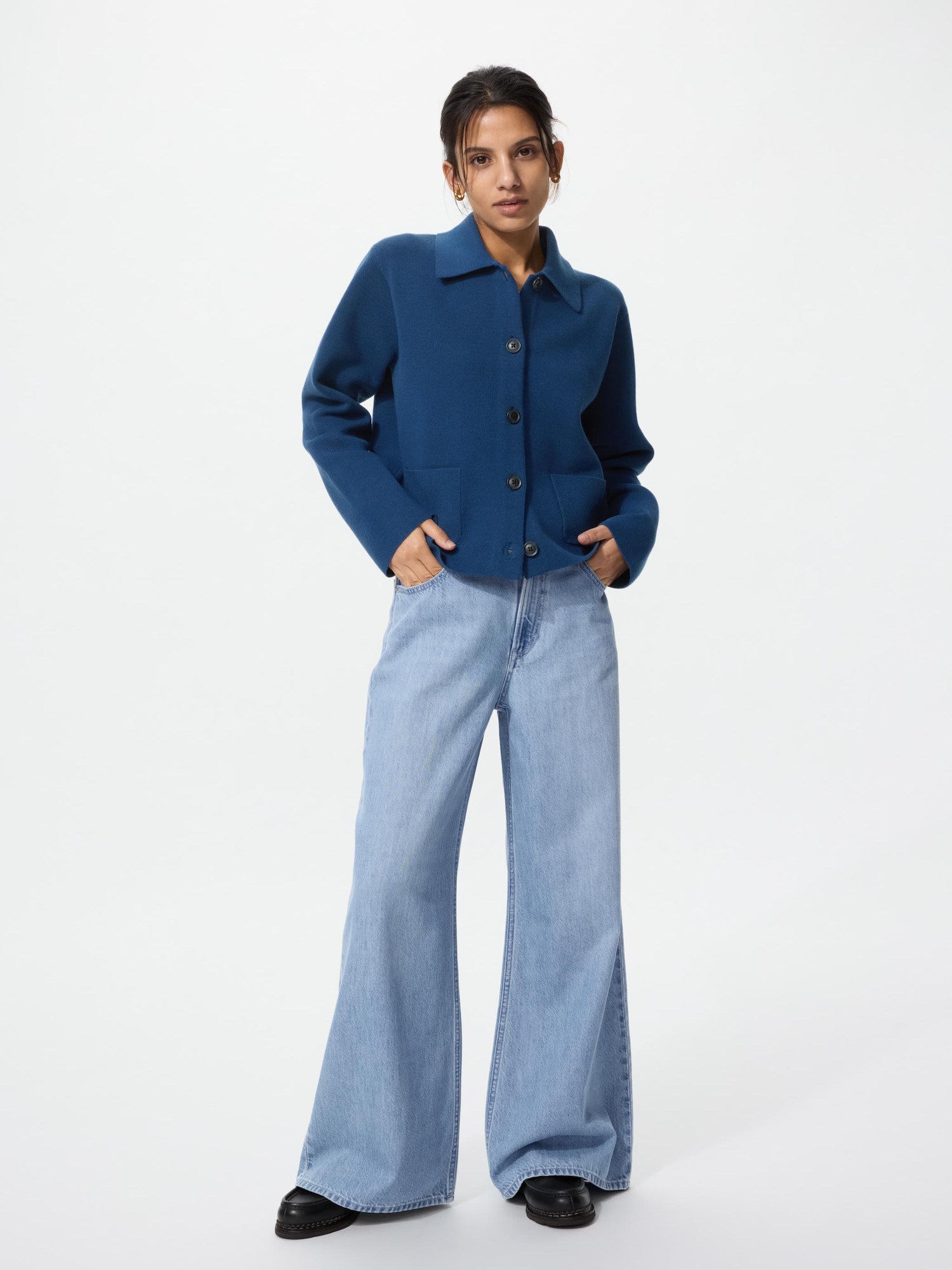 Women's Drapey Wide Flare Jeans (Baggy Jeans) | UNIQLO ID