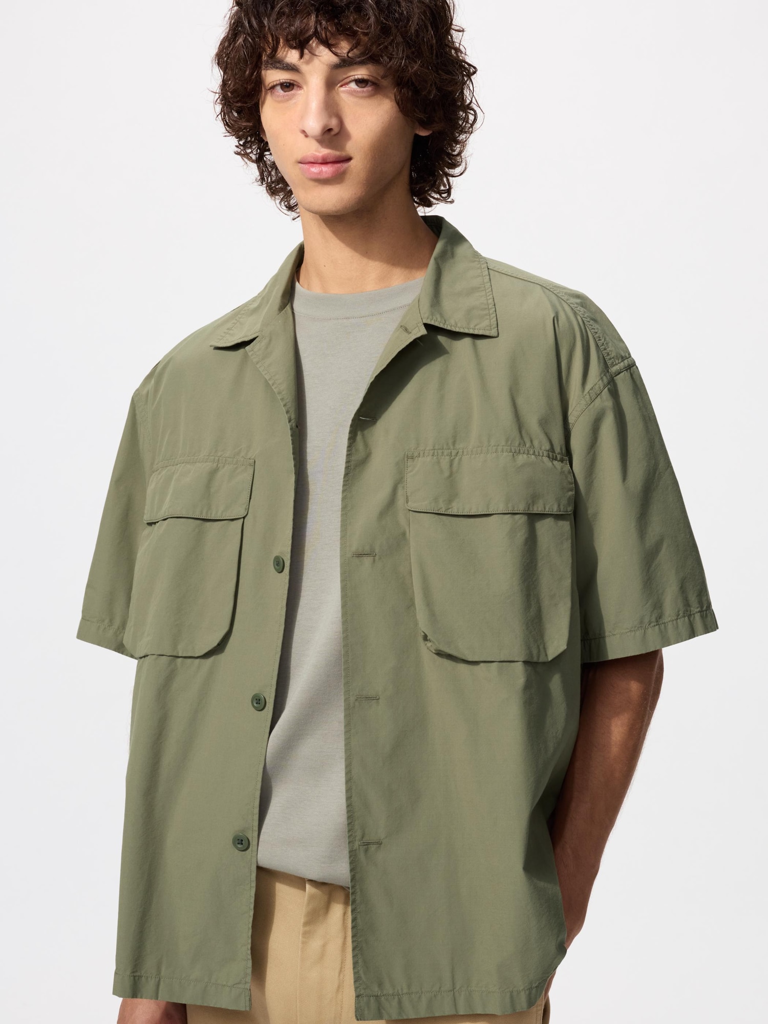 Kemeja Utilitas | Lengan Pendek Pria | UNIQLO ID
