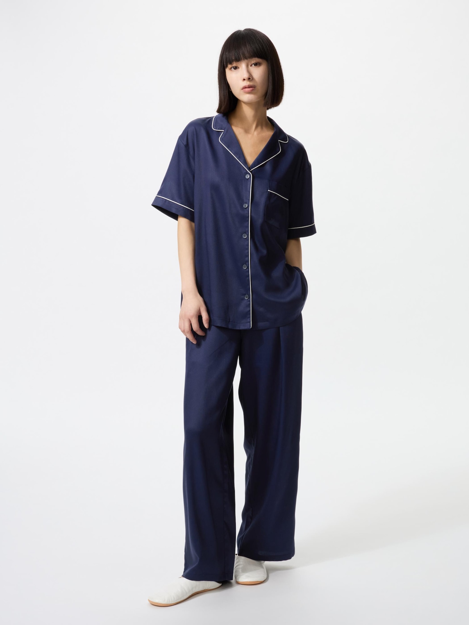 Piyama Satin Lengan Pendek (Celana Panjang) Wanita | UNIQLO ID