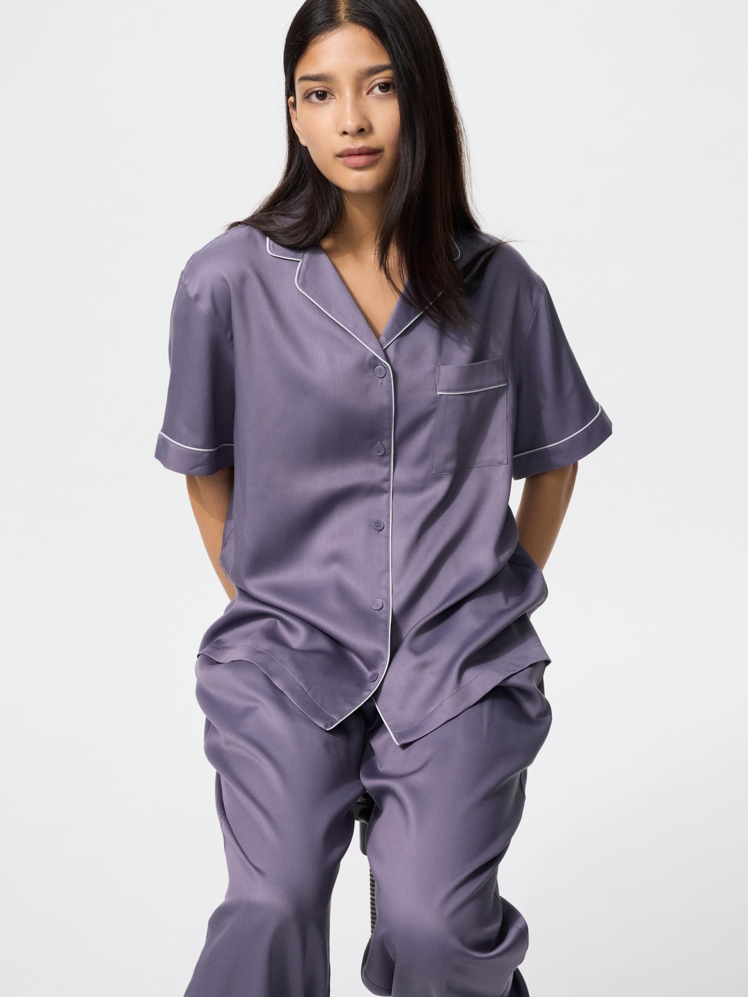 Piyama Satin Lengan Pendek (Celana Panjang) Wanita | UNIQLO ID