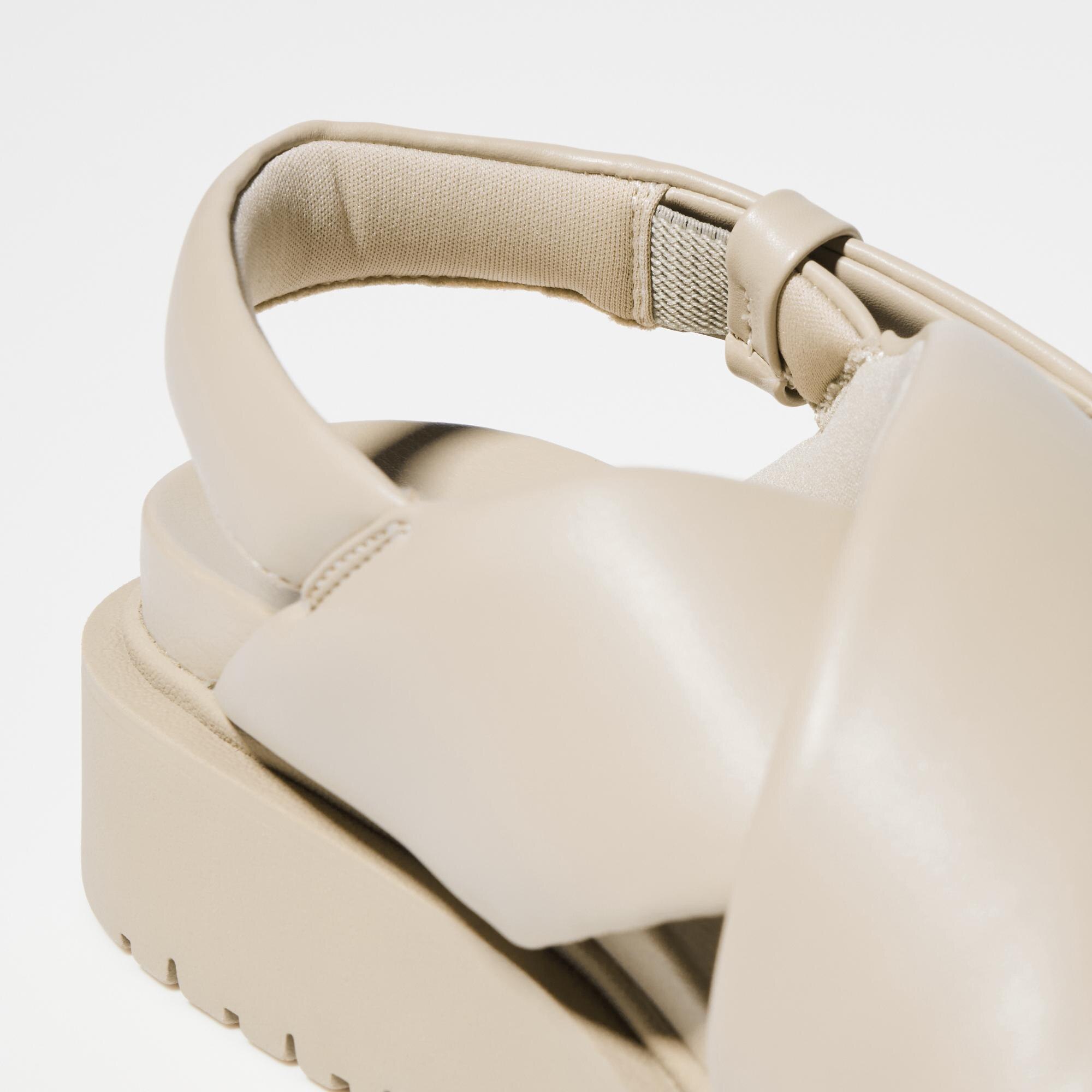 Women's Cross Strap Sandals | UNIQLO US