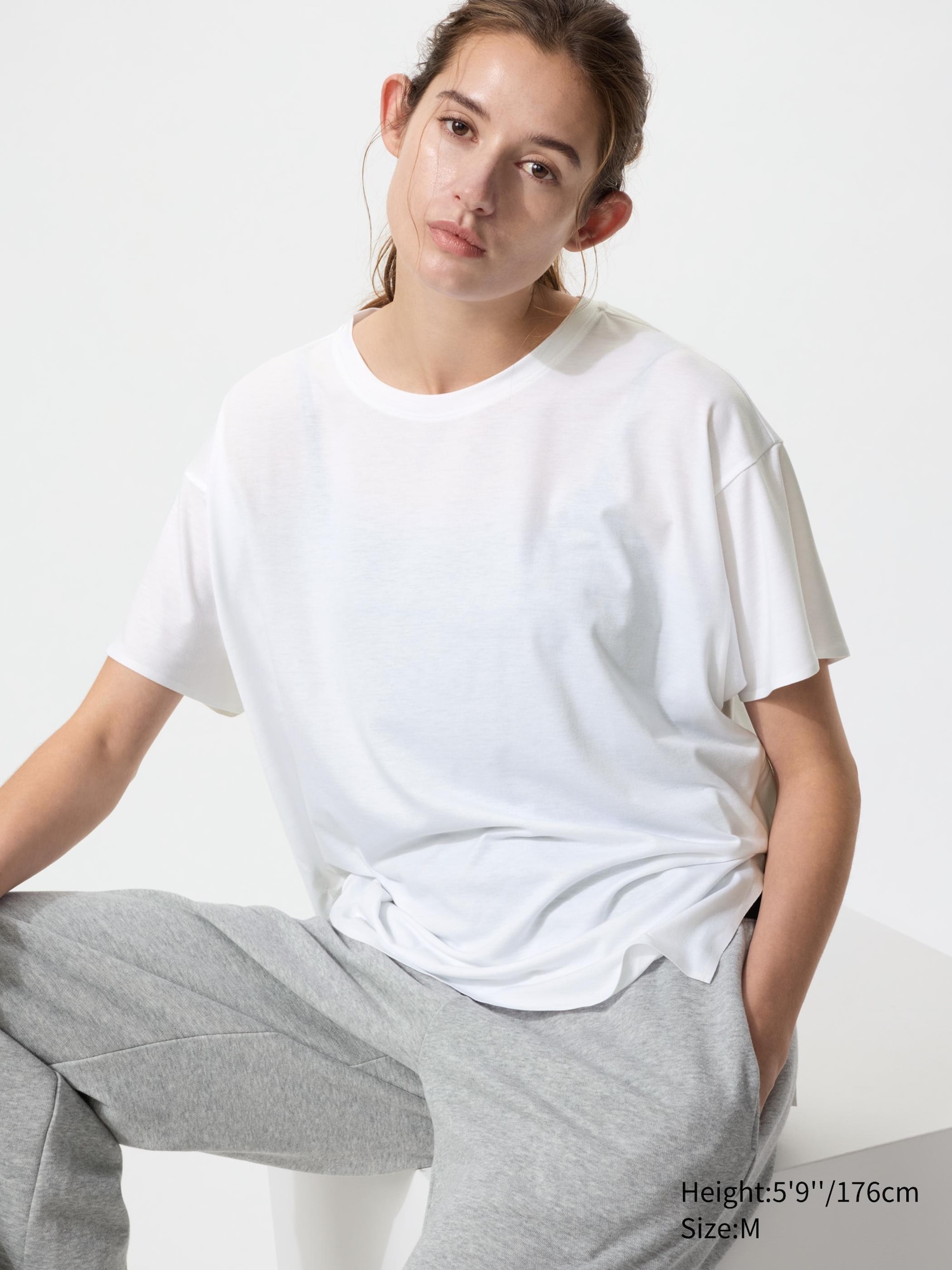 UNIQLO AIRism Seamless T-Shirt | StyleHint