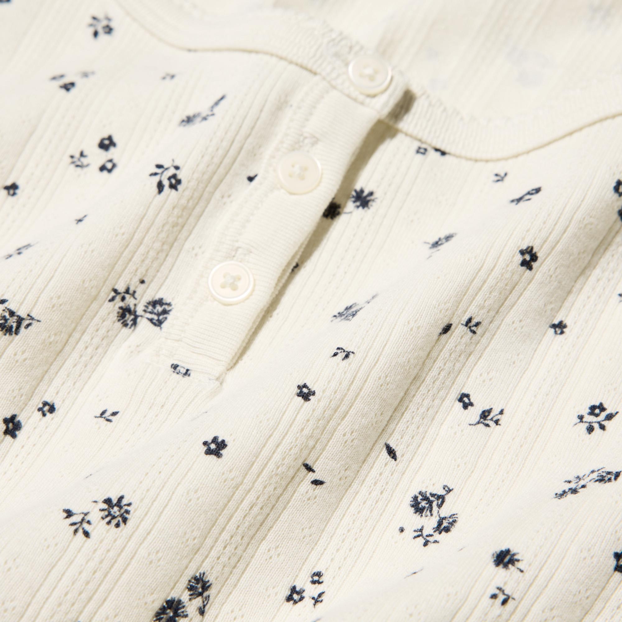 Women's Pointelle T-Shirt | Henley Neck | Printed | UNIQLO VN